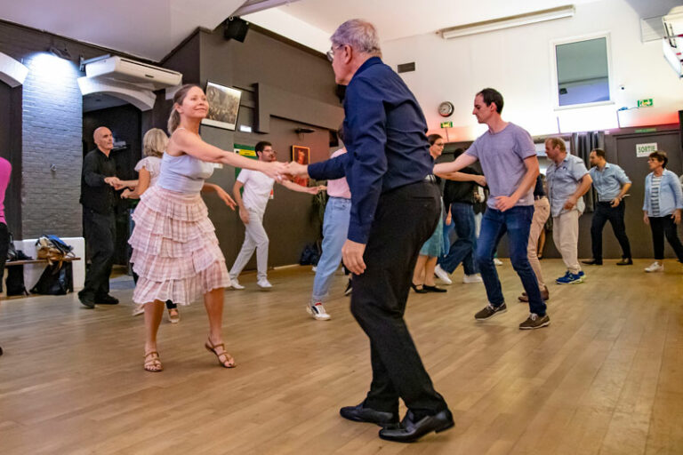 Apprendre à danser le Rock - Dancenter Paris